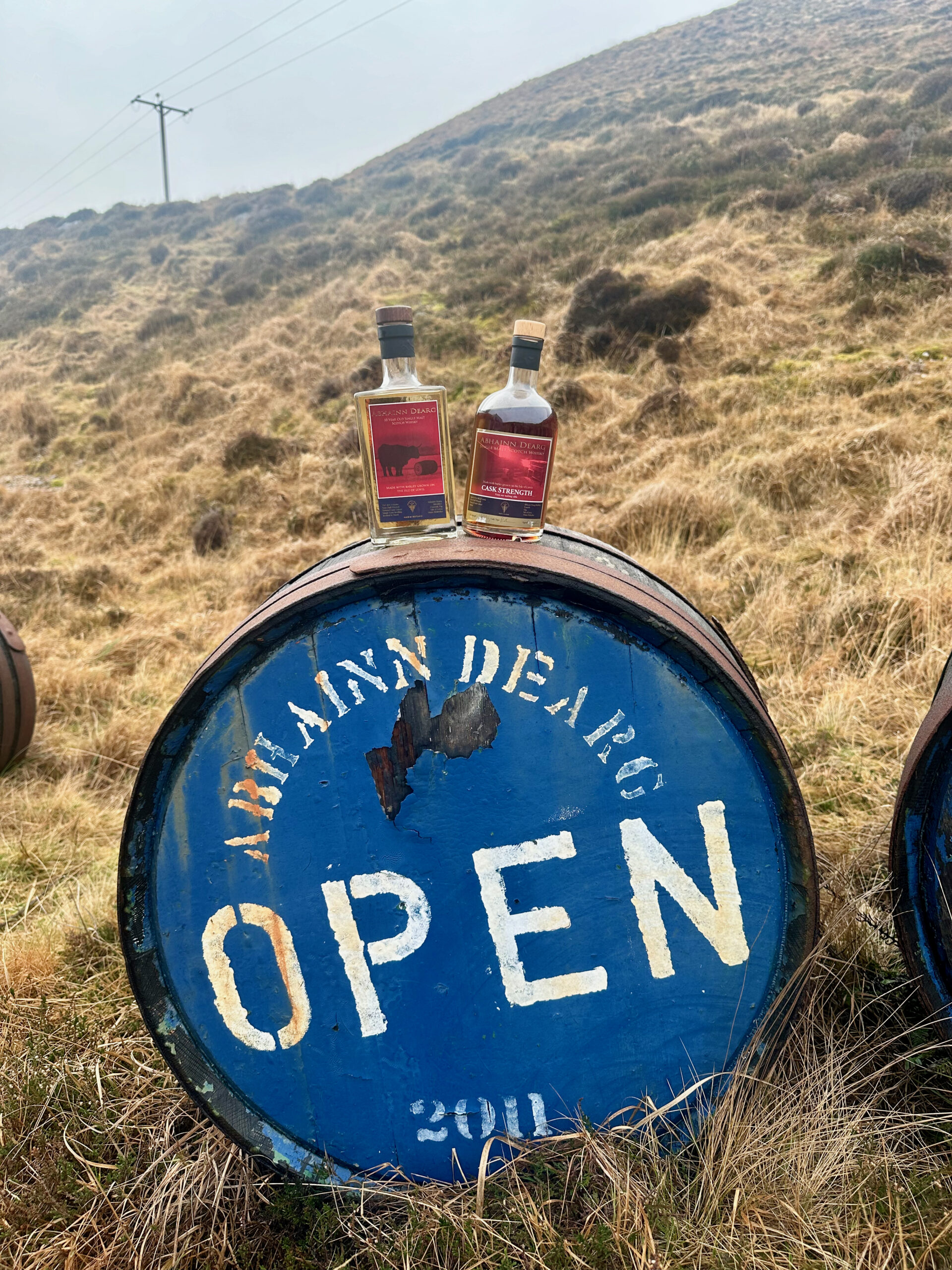 Visiting Abhainn Dearg Distillery, Isle of Lewis – Starfish Travel