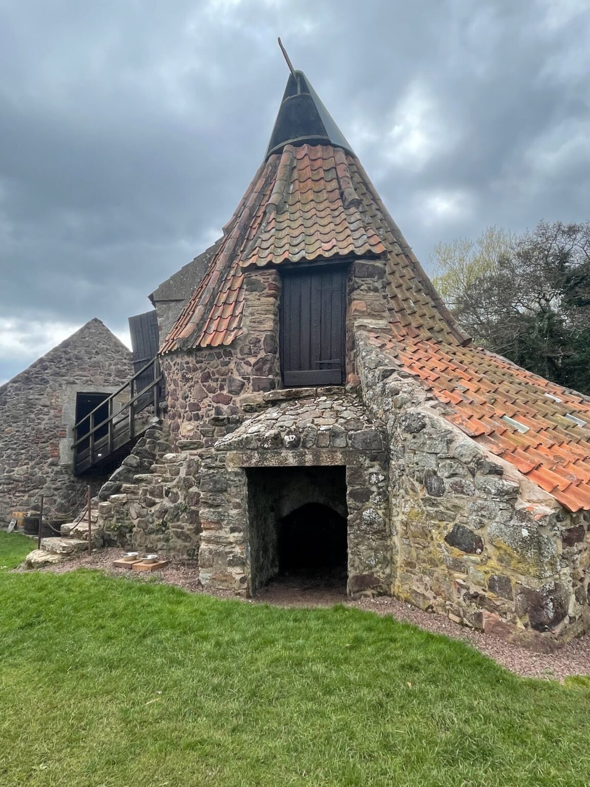 Outlander Tours – Starfish Travel